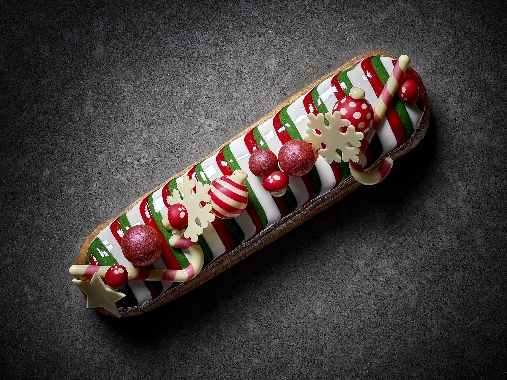 A Yule Eclair-Log for Christmas – lhonoremagazine